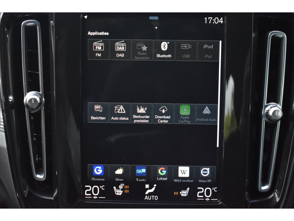 Volvo XC40 T4 211pk R-Design | Climate | Driver Assist | 19" • Van der Wulp